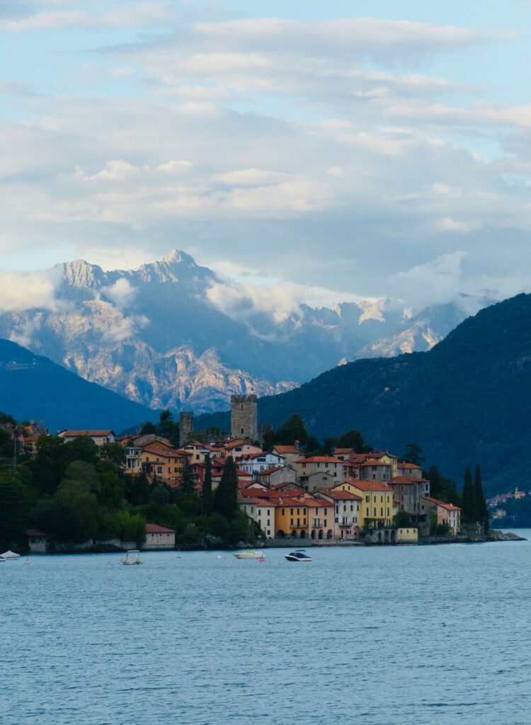 10 Best Towns & Villages in Lake Como, Italy that You Should Visit ...